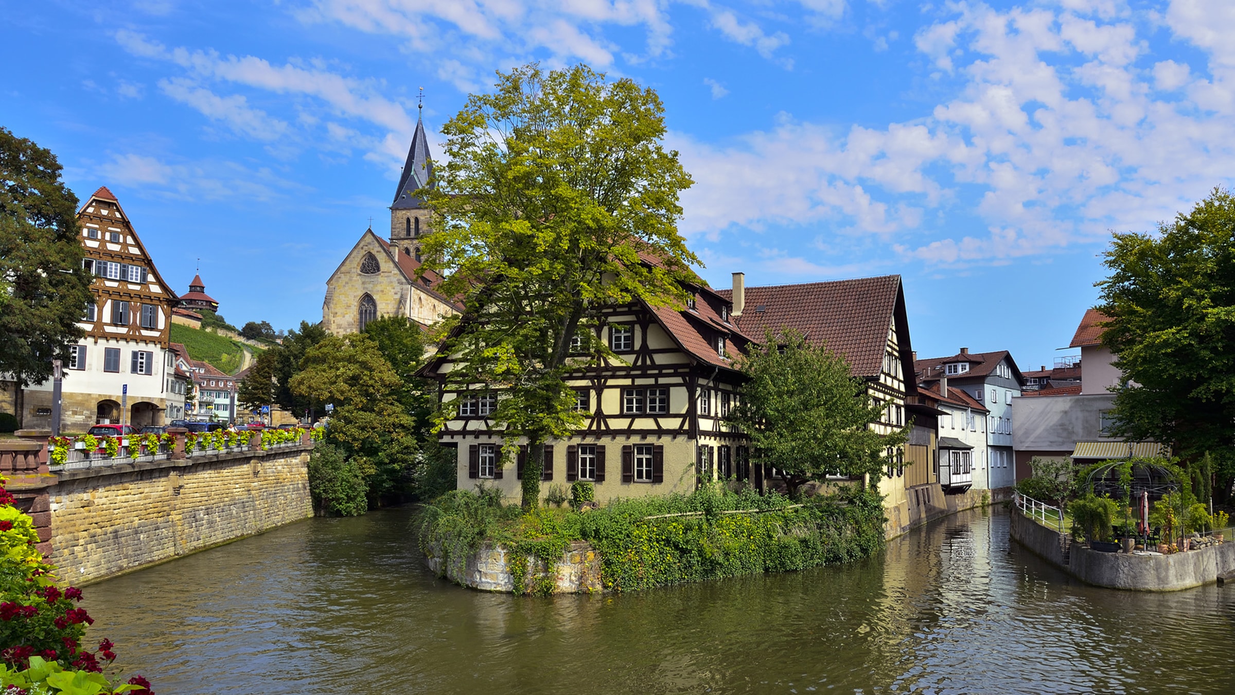 Alnatura Bio-Märkte in Esslingen: Ihren Bio-Laden in Esslingen finden!