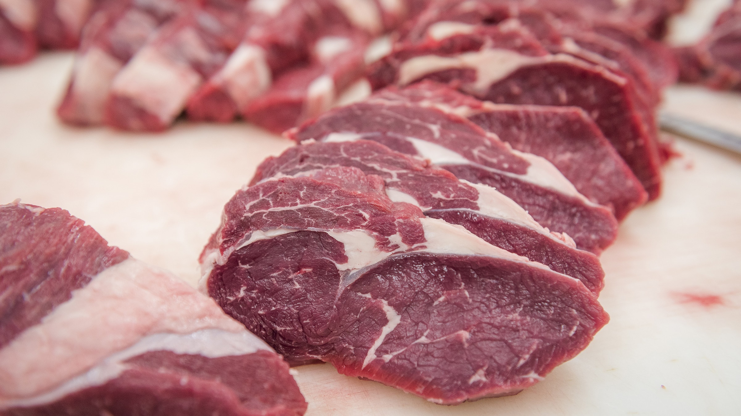 Rindfleisch: Herkunft & Verarbeitung von Bio-Rindfleisch | Alnatura